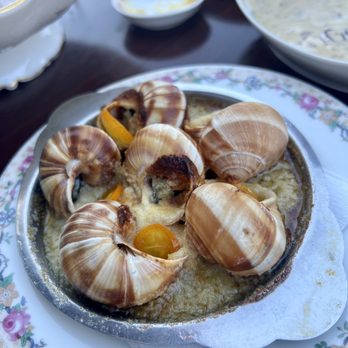 SNAIL BAR - Updated June 2024 - 660 Photos & 130 Reviews - 4935 ...