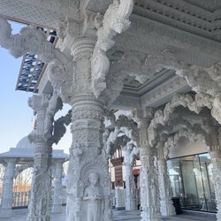 BAPS SHRI SWAMINARAYAN MANDIR - EDISON - 39 Photos - 2500 Woodbridge ...