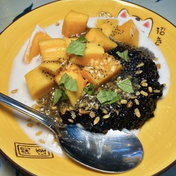 MOTT ST - Updated March 2025 - 2017 Photos & 1079 Reviews - 1401 N ...