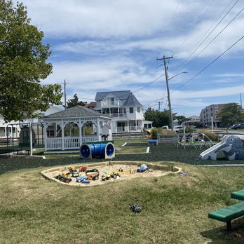 JOHN WAPLES MEMORIAL PLAYGROUND - Updated October 2025 - 122 Dagsworthy ...