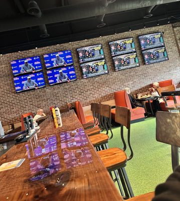 VICTORY BAR AND GRILL - Updated November 2025 - 25 Reviews & 39 Photos ...