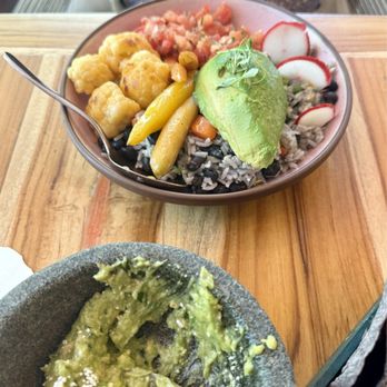 KOKO - Updated October 2024 - 396 Photos & 200 Reviews - 2856 Tigertail ...