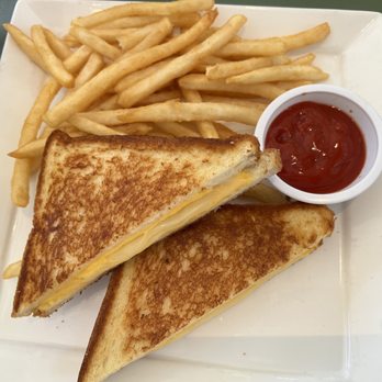 CAFÉ JULIA HAWAII - Updated June 2024 - 1031 Photos & 343 Reviews ...