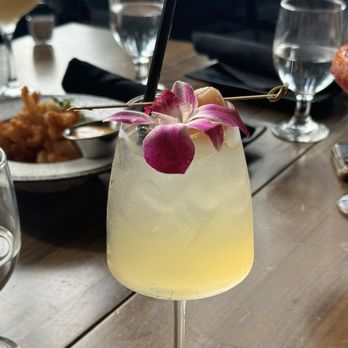 LIGHTHOUSE ROOFTOP - Updated November 2024 - 532 Photos & 193 Reviews ...