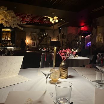 ADKT LA - Updated August 2024 - 399 Photos & 161 Reviews - 531 N ...