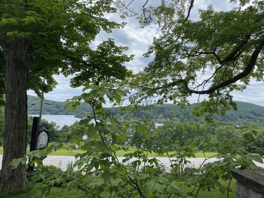 THE HOPKINS INN - 69 Photos & 94 Reviews - 22 Hopkins Rd, Warren ...