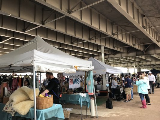 FLEUR DE FLEA VINTAGE URBAN MARKET - Updated November 2024 - 143 Photos ...