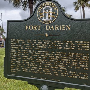 ST SIMONS PUBLIC LIBRARY - Updated September 2024 - 11 Photos - 530 ...