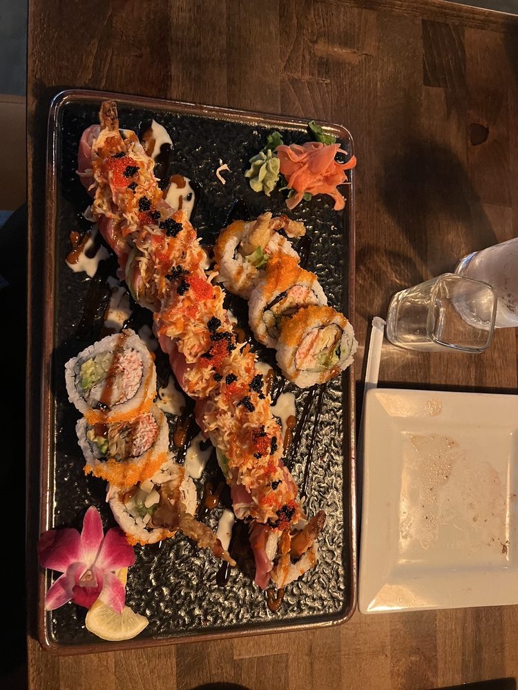 ASUKA SUSHI BAR AND ASIAN BISTRO - 190 Photos & 197 Reviews - 2101 S ...