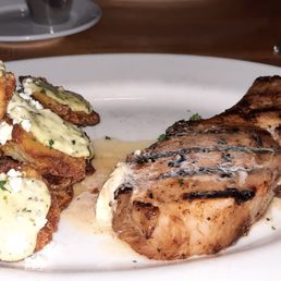 DOC B’S RESTAURANT + BAR - Updated December 2025 - 541 Photos & 363 ...