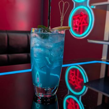 ZUI BEER BAR - Updated January 2026 - 169 Photos & 27 Reviews - 5649 ...