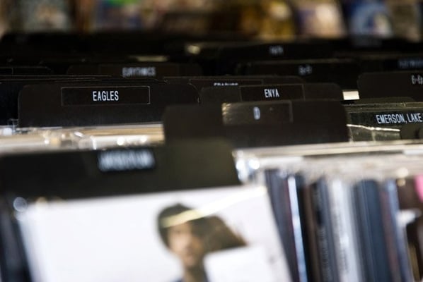 CD CELLAR - 17 Photos & 73 Reviews - Vinyl Records - 105 Park Ave ...