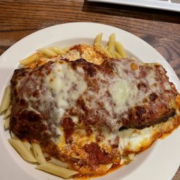 HOMETOWN PIZZA & RESTAURANT - Updated October 2025 - 40 Photos & 81 ...