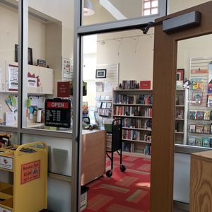 MARY L. STEPHENS DAVIS BRANCH LIBRARY - 104 Photos & 31 Reviews - 315 E ...