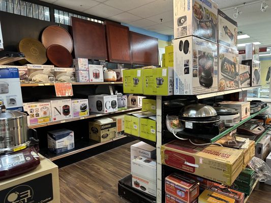 KOMART - Updated September 2024 - 172 Photos & 98 Reviews - 2240 Royal ...