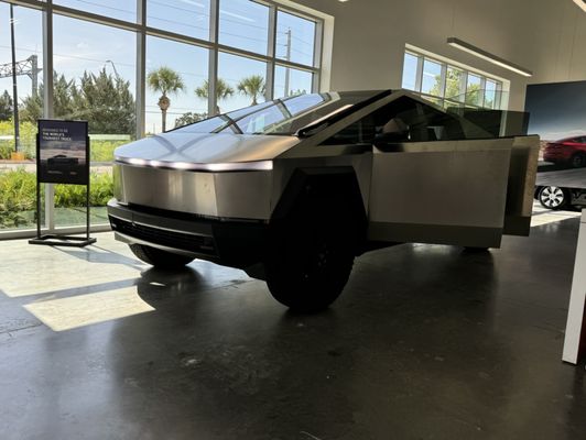 TESLA - Updated January 2026 - 46 Photos - 2214 N John Young Pkwy ...