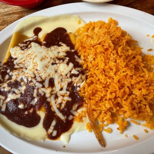 BLUE MOON CAFE - 17 Photos - 130 W Chisholm St, Alpena, Michigan ...