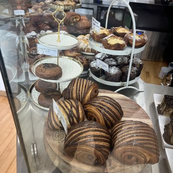 LAKON PARIS PATISSERIE - Updated July 2025 - 186 Photos & 86 Reviews ...