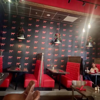 RED COW WAYZATA - Updated June 2024 - 18 Photos & 24 Reviews - 881 Lake ...