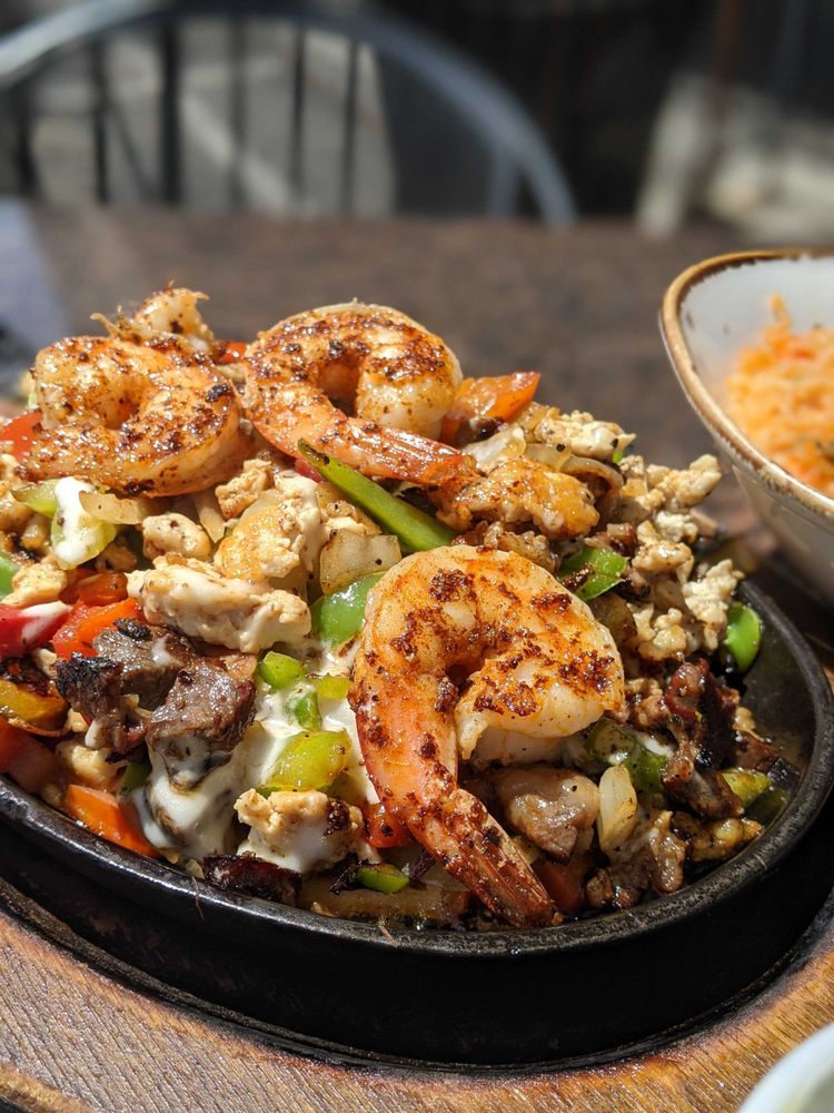 TAQUERIA LOS COMALES - Updated May 2025 - 141 Photos & 285 Reviews ...