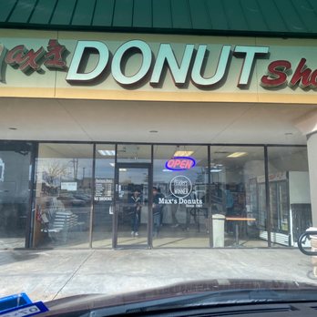 MAX’S DONUT SHOP - Updated July 2024 - 171 Photos & 319 Reviews - 105 N ...