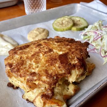 PETER TROUT’S TAVERN AND INN - Updated November 2024 - 128 Photos & 157 ...