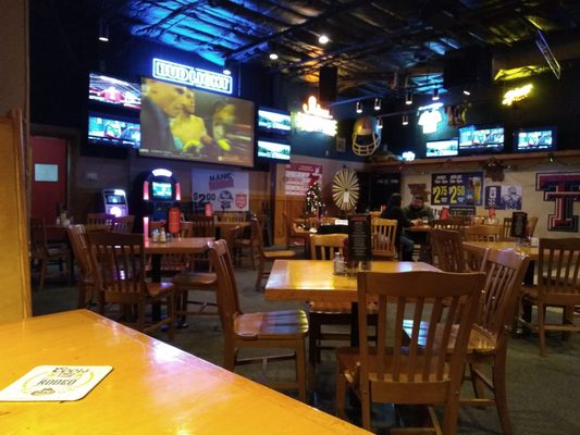 JAKE’S SPORTS CAFE - Updated January 2026 - 10 Photos & 36 Reviews ...
