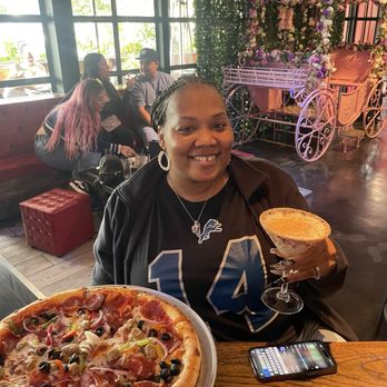 POUR BEHAVIOR - Updated March 2025 - 624 Photos & 604 Reviews - 2211 ...