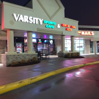 VARSITY SPORTS CAFE & ROMAN COIN PIZZA - Updated January 2025 - 43 ...