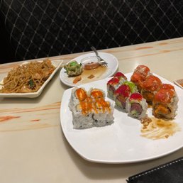 SUSHI KING - 471 Photos & 300 Reviews - 1920 Centerville Tpke, Virginia ...