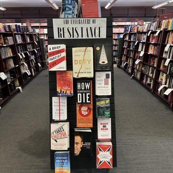 Vroman’s Bookstore - Trusted Since 1894 - Updated July 2025 - 1416 ...