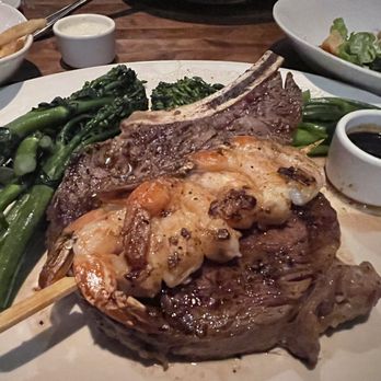 YARD HOUSE - Updated March 2025 - 1938 Photos & 1291 Reviews - 3775 ...