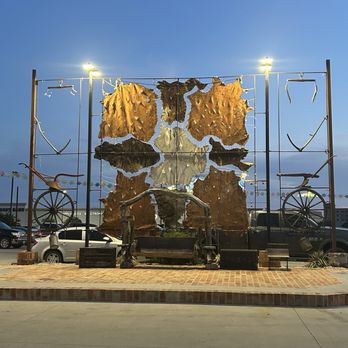 EL REFU - Updated December 2025 - 53 Photos & 29 Reviews - 7875 ...