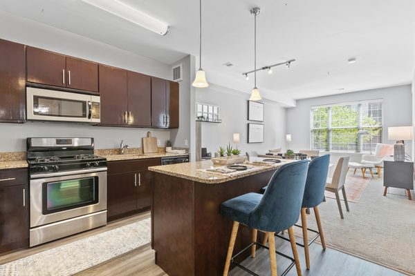 HARBOR POINTE - Updated December 2025 - 146 Photos & 114 Reviews - 302 ...