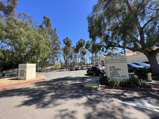 SCRIPPS MIRAMAR RANCH LIBRARY - Updated December 2025 - 105 Photos & 57 ...