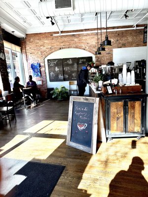 THE COFFEE BOX - Updated October 2025 - 281 Photos & 111 Reviews - 1465 ...