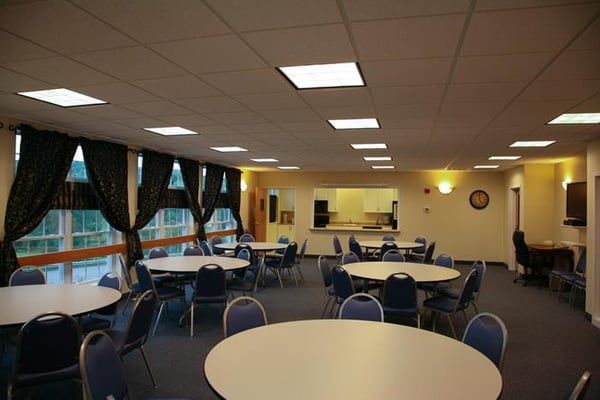 NEWPORT CITY INN & SUITES - Updated October 2025 - 10 Photos & 21 ...