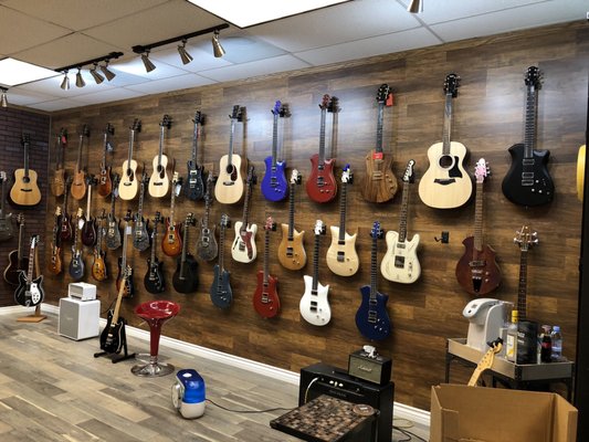 HEARTBREAKER GUITARS - Updated October 2025 - 37 Photos & 20 Reviews ...