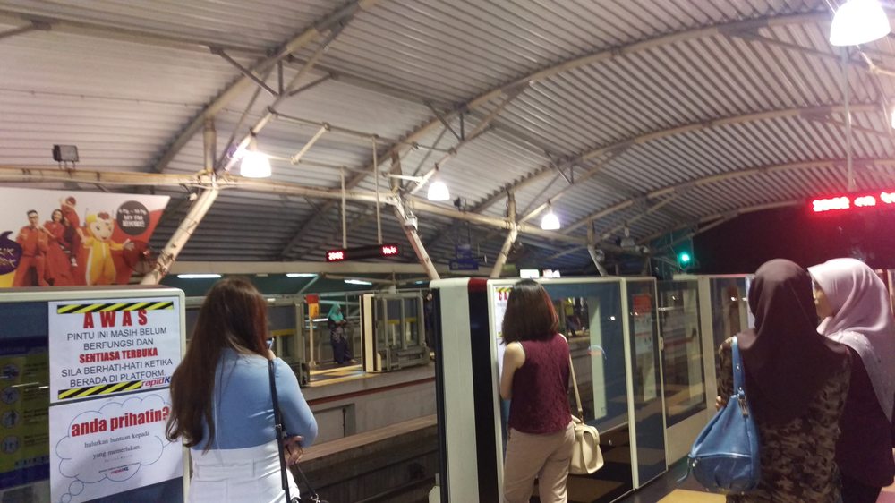 RAJA CHULAN MONORAIL STATION - Jalan Raja Chulan, Kuala Lumpur ...