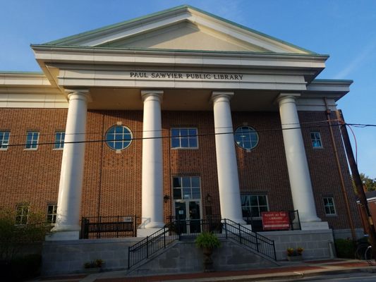 PAUL SAWYIER PUBLIC LIBRARY - Updated August 2025 - 23 Photos - 319 ...