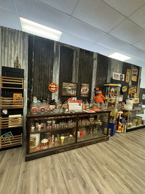 MUSEUM OF ROOT BEER - Updated May 2025 - 45 Photos - 513 Broadway Ave ...