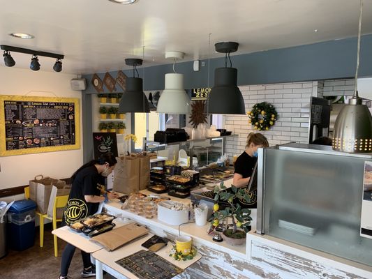 LEMON ZEST CAFE near 109 N Chevy Chase Dr, Glendale, California - 890 ...