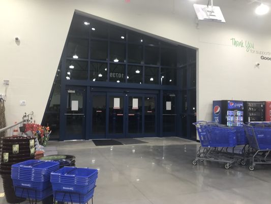 GOODWILL SUPERSTORE - 11 Photos - 10739 Big Bend Rd, Riverview, FL - Yelp