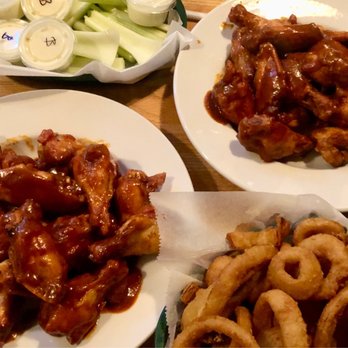 BUFFALO TAP - Updated August 2024 - 107 Photos & 272 Reviews - 4990 W ...