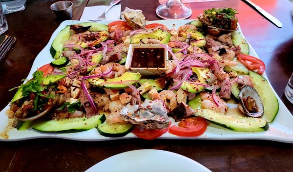 LION FISH - Updated March 2025 - 109 Photos & 44 Reviews - Paseo del ...