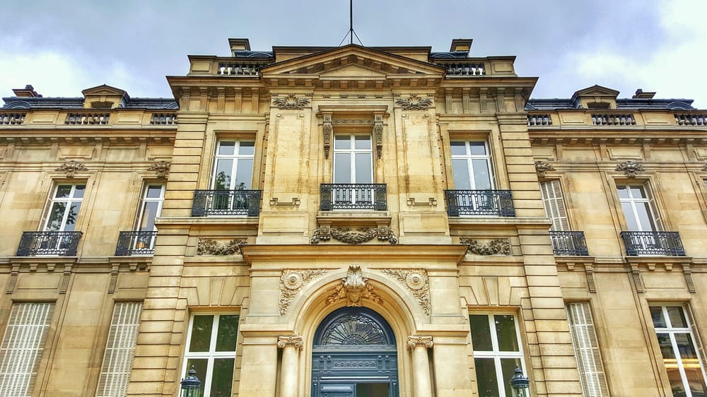 SALOMON DE ROTHSCHILD - 11 rue Berryer, Paris, France - Hotels - Phone ...