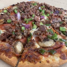 SUGAR RIVER PIZZA - 190 Photos & 280 Reviews - 957 Liberty Dr, Verona ...