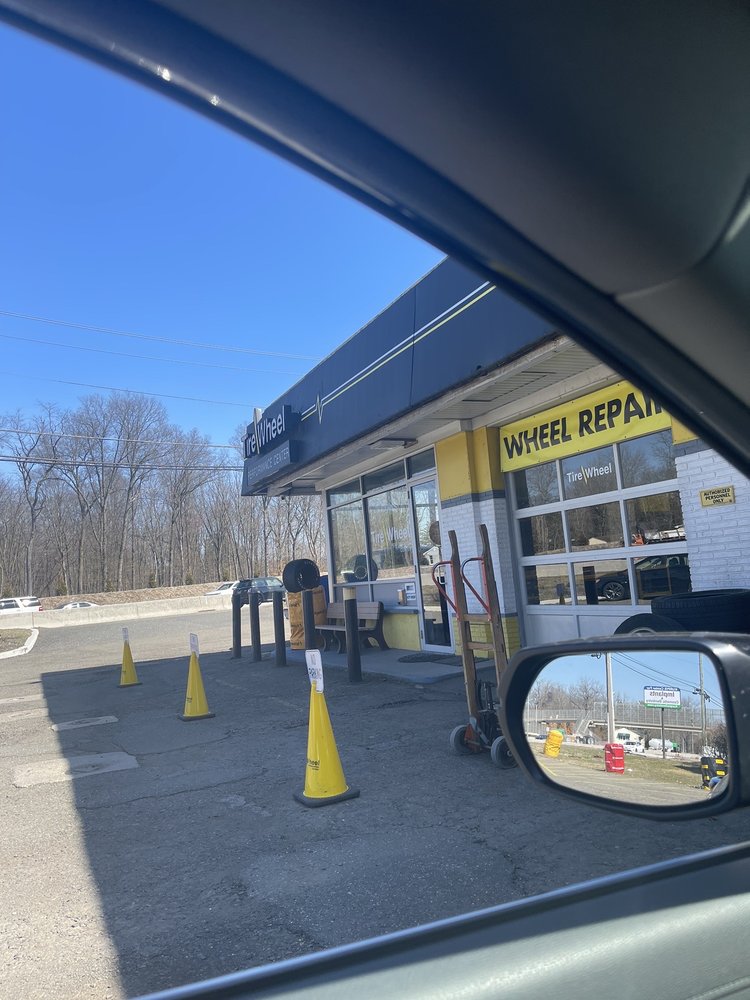 TIRE & WHEEL PERFORMANCE CENTER - Updated December 2025 - 91 Reviews ...