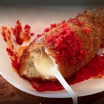 DEAR DONUTS - Updated December 2024 - 328 Photos & 121 Reviews - 570 S ...