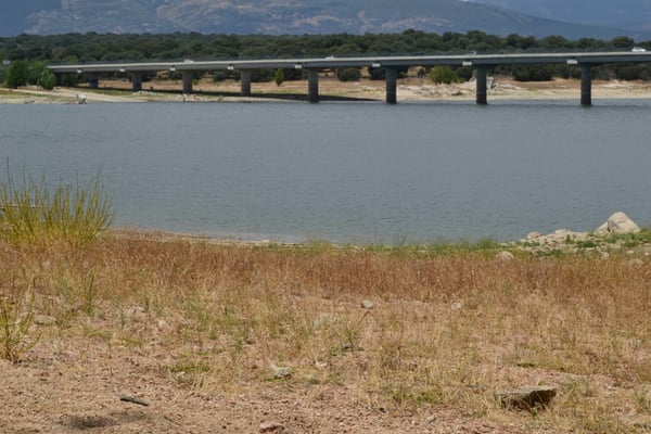 EMBALSE DE VALMAYOR - El Paraíso, Valdemorillo, Madrid, Spain - Yelp